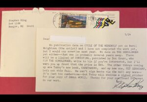 How to Write Fan Letters That Will Make Your Idol Smile